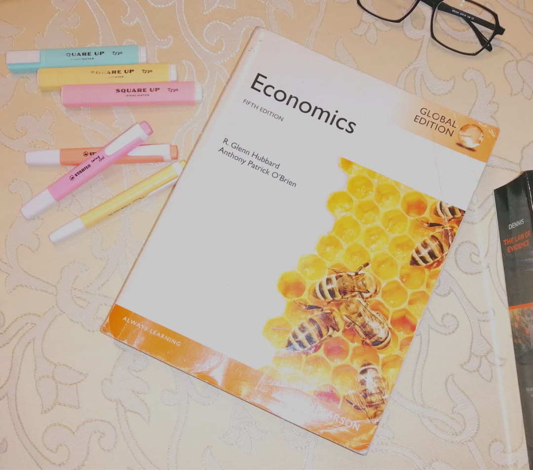 Economics 5th Edition - Global Edition by Pearson, Hobbies & Toys ...