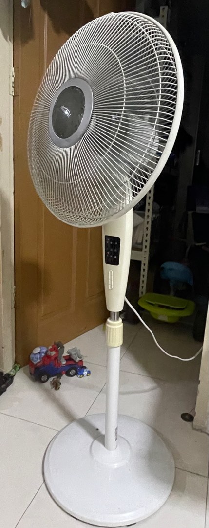 Standing Fan, remote control, standing Fan, Furniture & Home Living ...