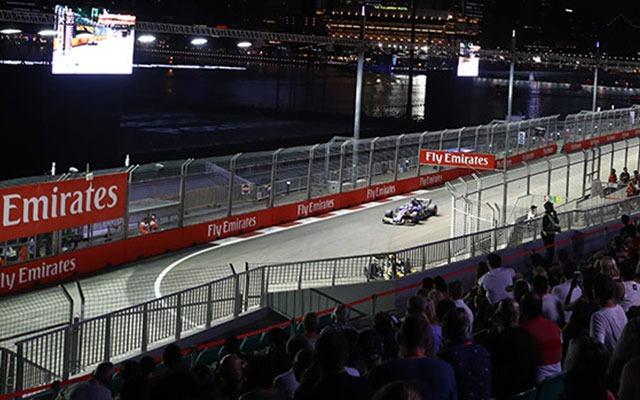 Formula1 Singapore Ticket: BAY GRANDSTAND ticket (Yellow section front ...