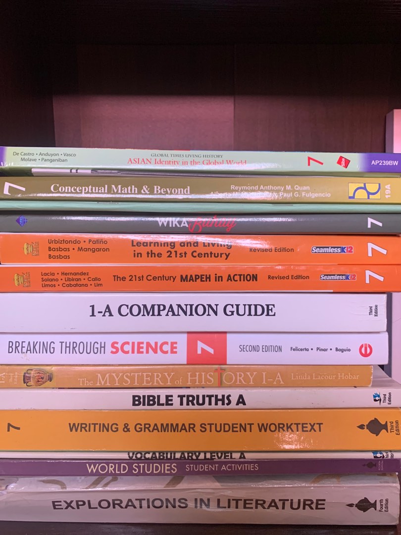 GRADE 7 BOOKS, Hobbies & Toys, Books & Magazines, Textbooks on Carousell