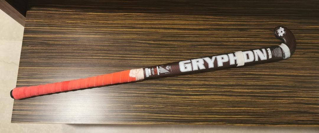 GRYPHON TOUR P25 G19 hockey stick @ 158 SGD (normal retail at 475 ...