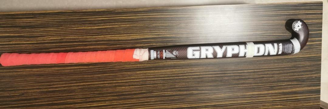 GRYPHON TOUR P25 G19 hockey stick @ 158 SGD (normal retail at 475 ...