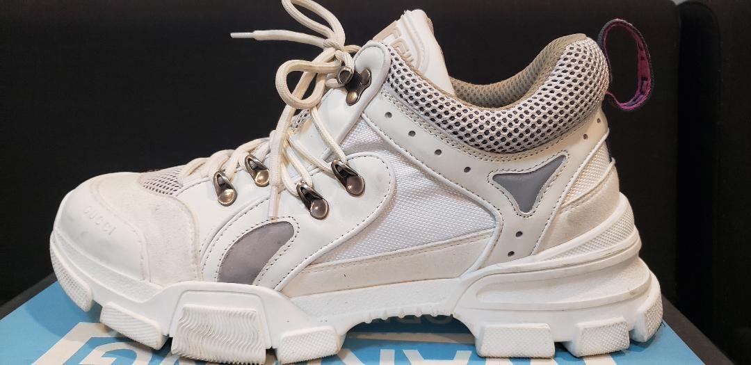 GUCCI FLASHTREK WHITE, Men's Fashion, Footwear, Sneakers on Carousell