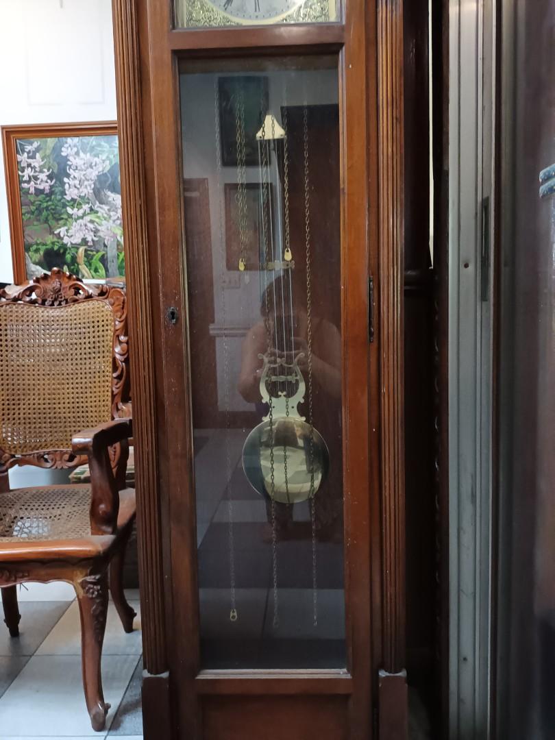 Howard Miller Tempus Fugit Grandfather Clock, Hobbies & Toys ...