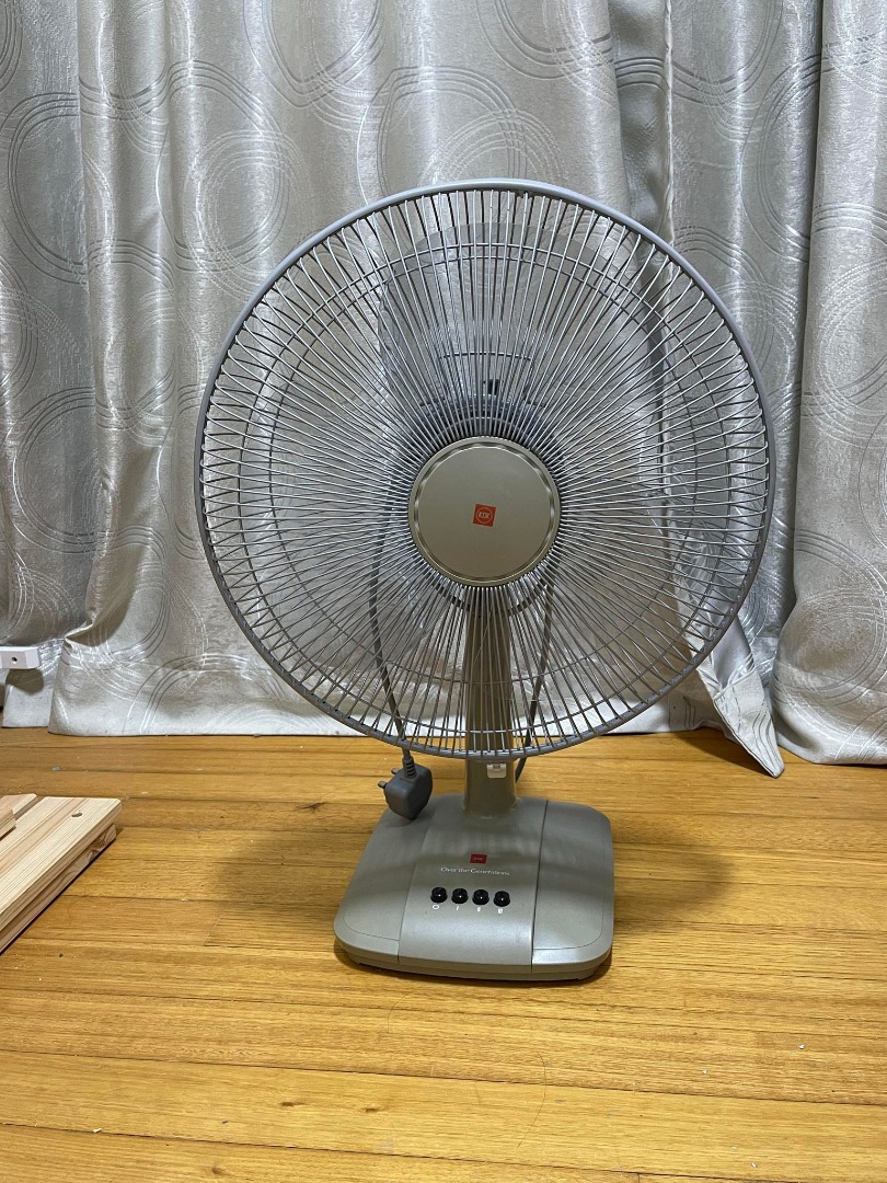 KDK desk fan (over the generation) 40cm 16" model A40AS Beige color ...