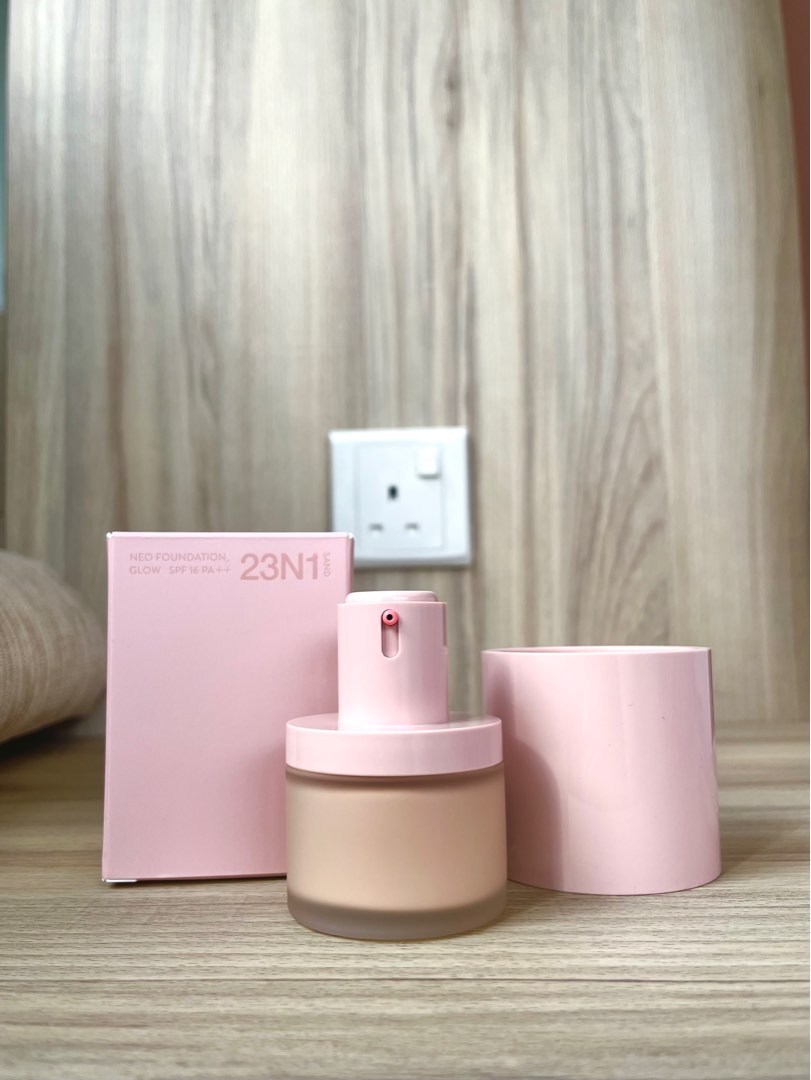 Laneige Neo Foundation Glow, Beauty & Personal Care, Face, Makeup on ...