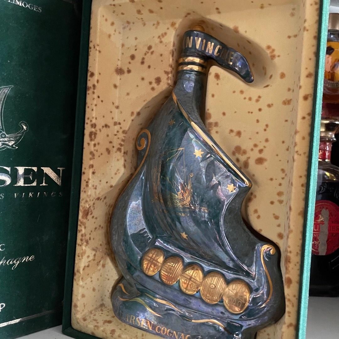 Larsen Ship Cognac XO Invincible Ceramic Gold 700ml, Food & Drinks, Beverages on Carousell