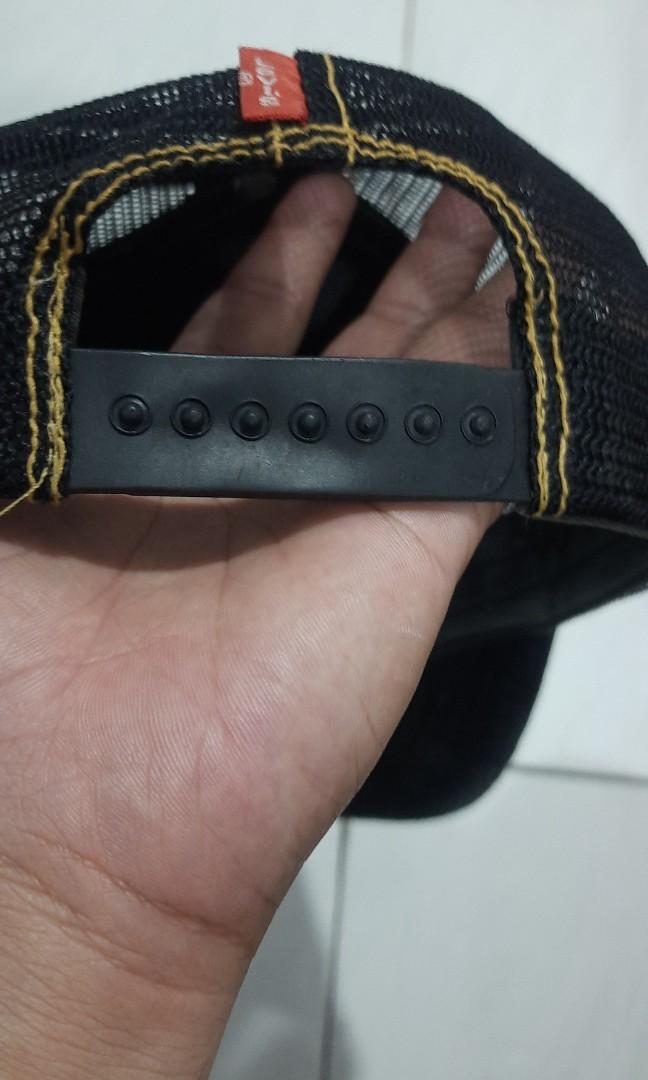 Levi's Vintage Trucker Cap, Men's Fashion, Watches & Accessories, Cap & Hats on Carousell