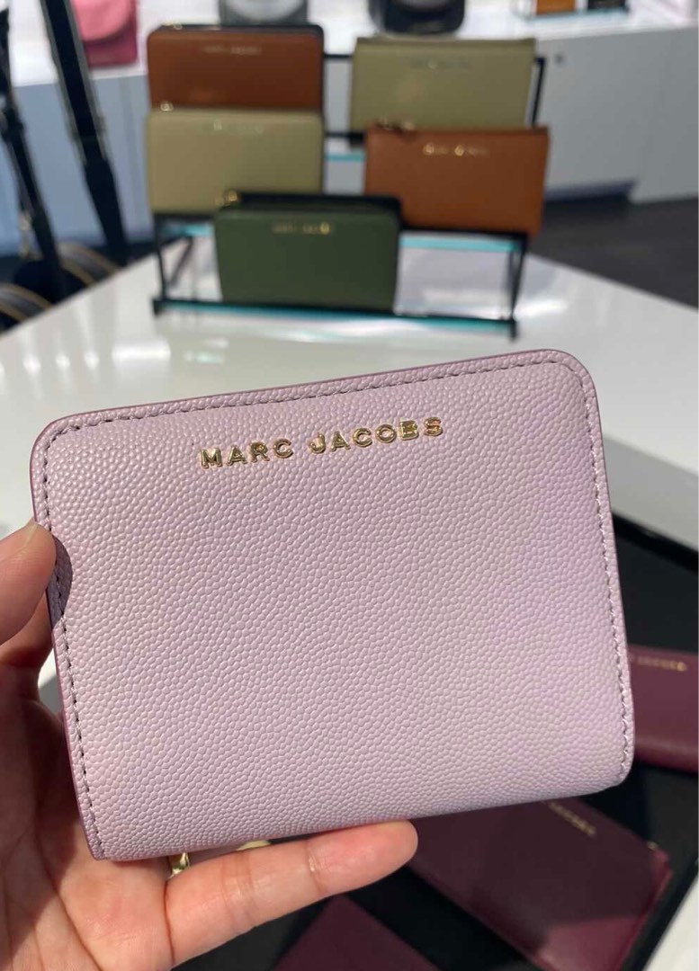 Marc Jacobs Purple Bifold Wallet, Women's Fashion, Bags & Wallets ...