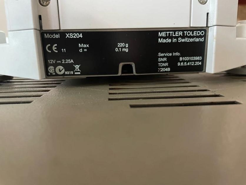 Mettler Toledo XS204 Analytical weighing scale balance, Health ...