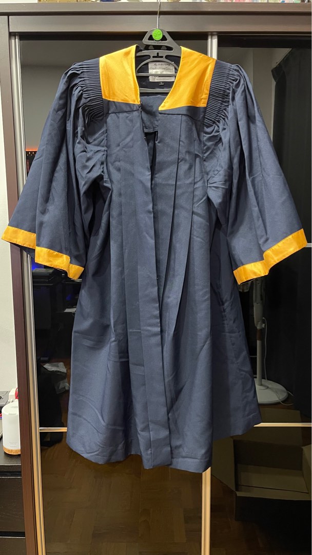 Ngee Ann Poly Graduation Gown, Women's Fashion, Coats, Jackets and ...