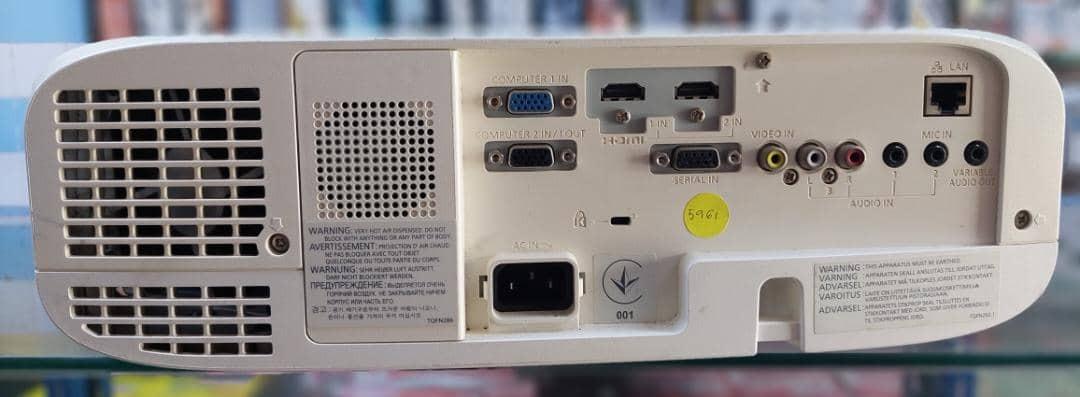 Panasonic VX 600 XGA Projector, TV & Home Appliances, TV ...