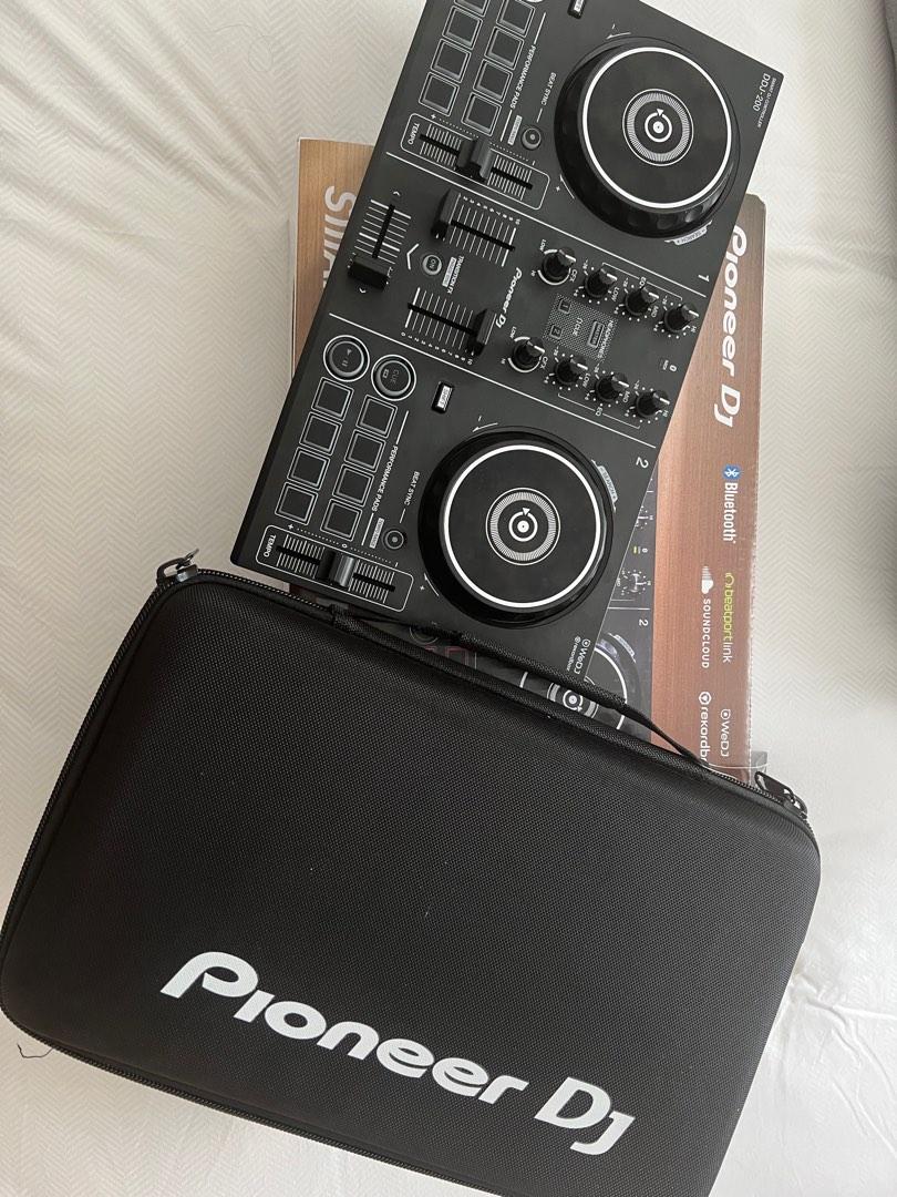 Pioneer DJ DDJ-200 Controller, with official case., Hobbies & Toys, Music & Media, Music ...