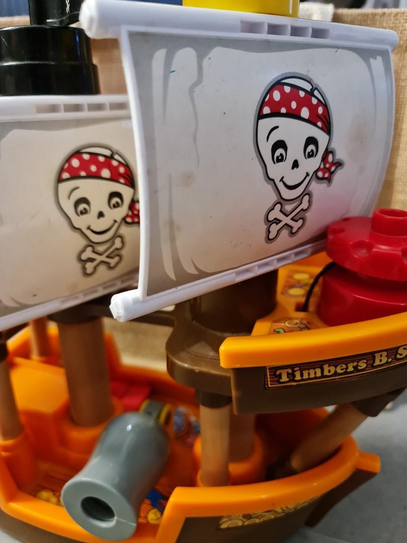 Pirate Ship and Pirates, Hobbies & Toys, Toys & Games on Carousell