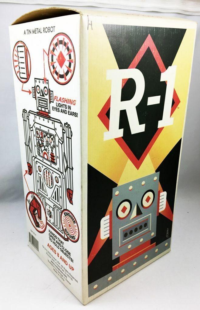 ROCKET USA ROBOT ONE R-1 TIN TOY FLASHING LIGHTS IN EYES & EARS BUMP N ...