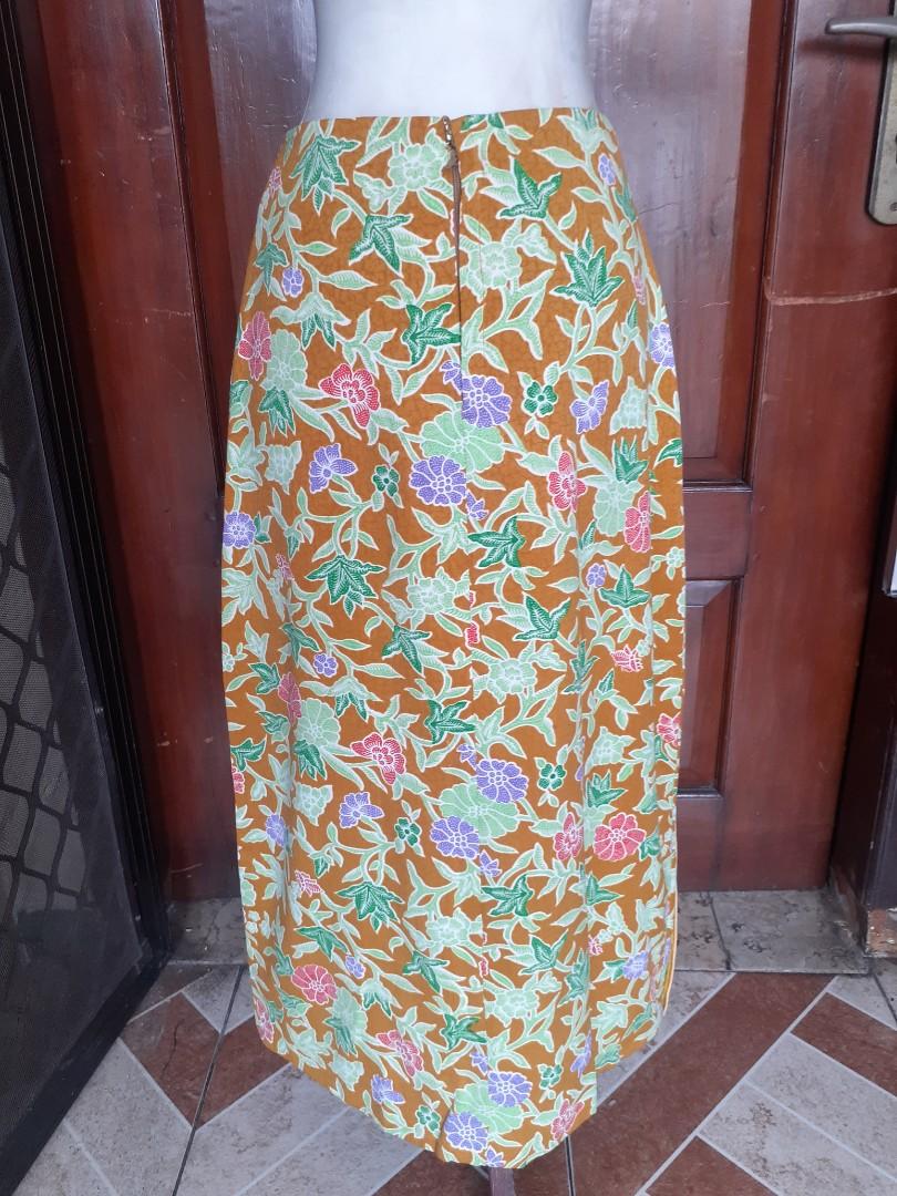 Rok Panjang Motif Batik Long Skirt #Sale23, Fesyen Wanita, Pakaian ...
