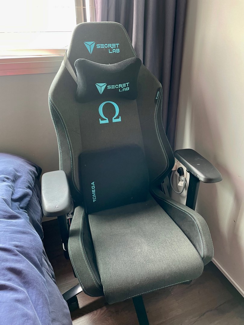 Secret Lab Gaming Chair, Furniture & Home Living, Furniture, Chairs on ...