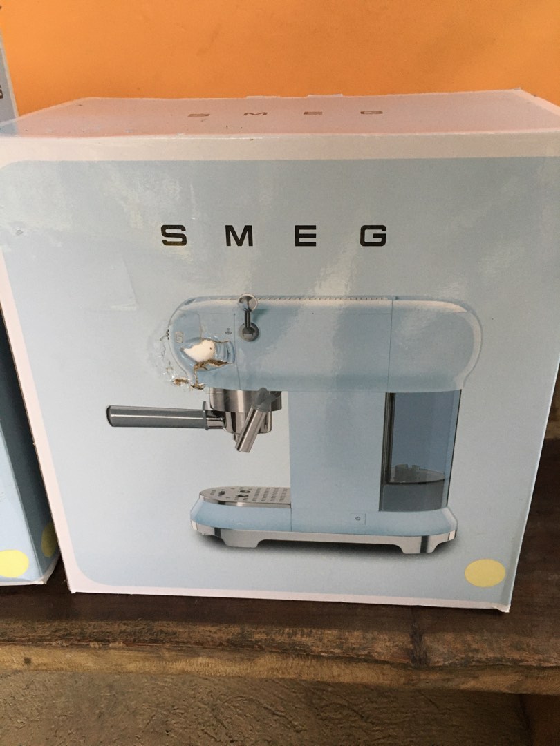 Smeg Expresso Coffee Machine, TV & Home Appliances, Kitchen Appliances ...