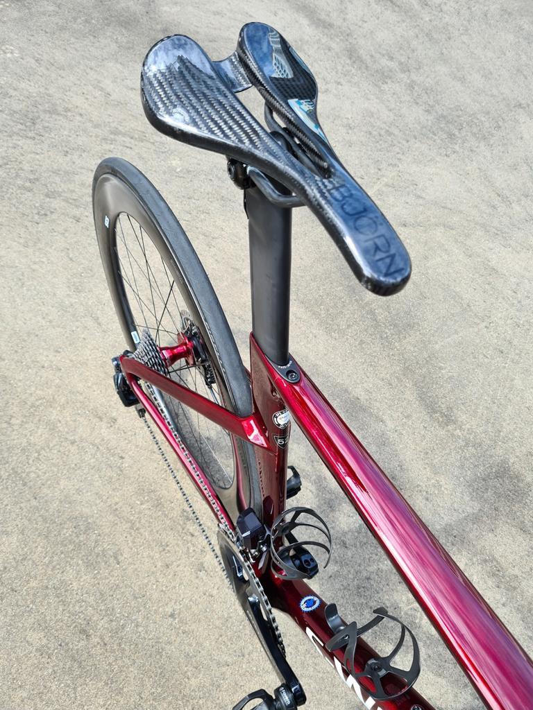 Specialized S-Works Venge Disc, Sports Equipment, Bicycles & Parts ...