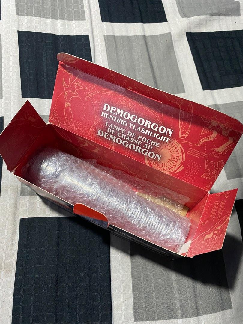 Stranger Things Demogorgon Hunting Flashlight (ON HAND!), Hobbies ...