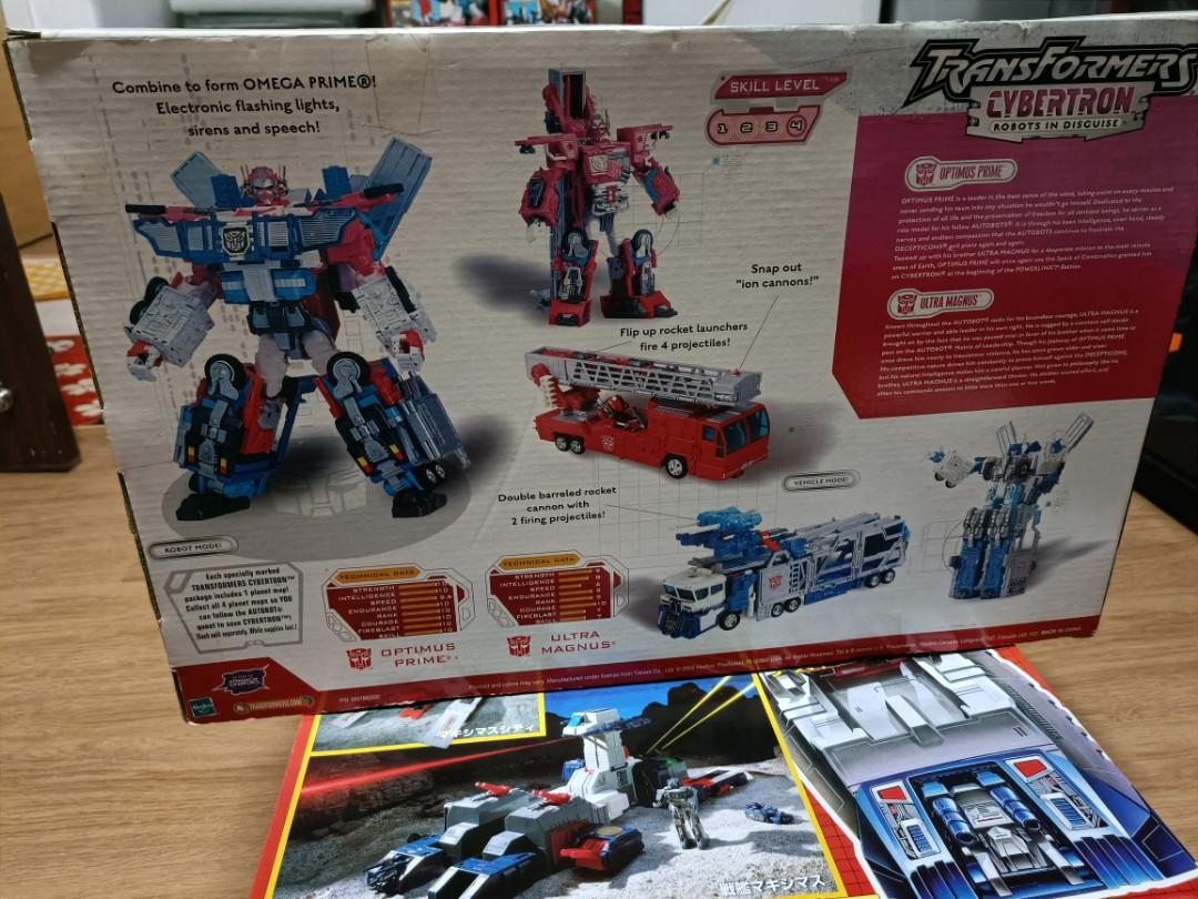 Transformers rid fire convoy and ultra Magnus Costco exclusive, Hobbies ...