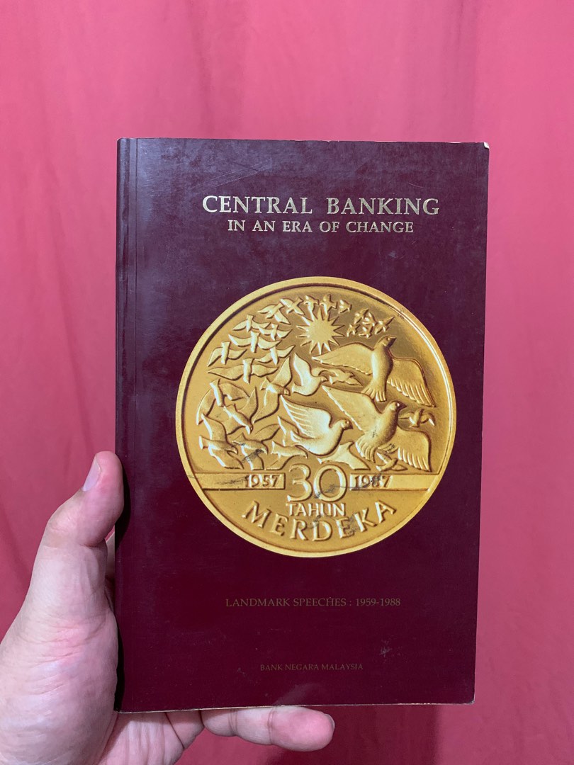 VINTAGE BOOK: Central Banking in an Era of Change - Landmark Speeches ...