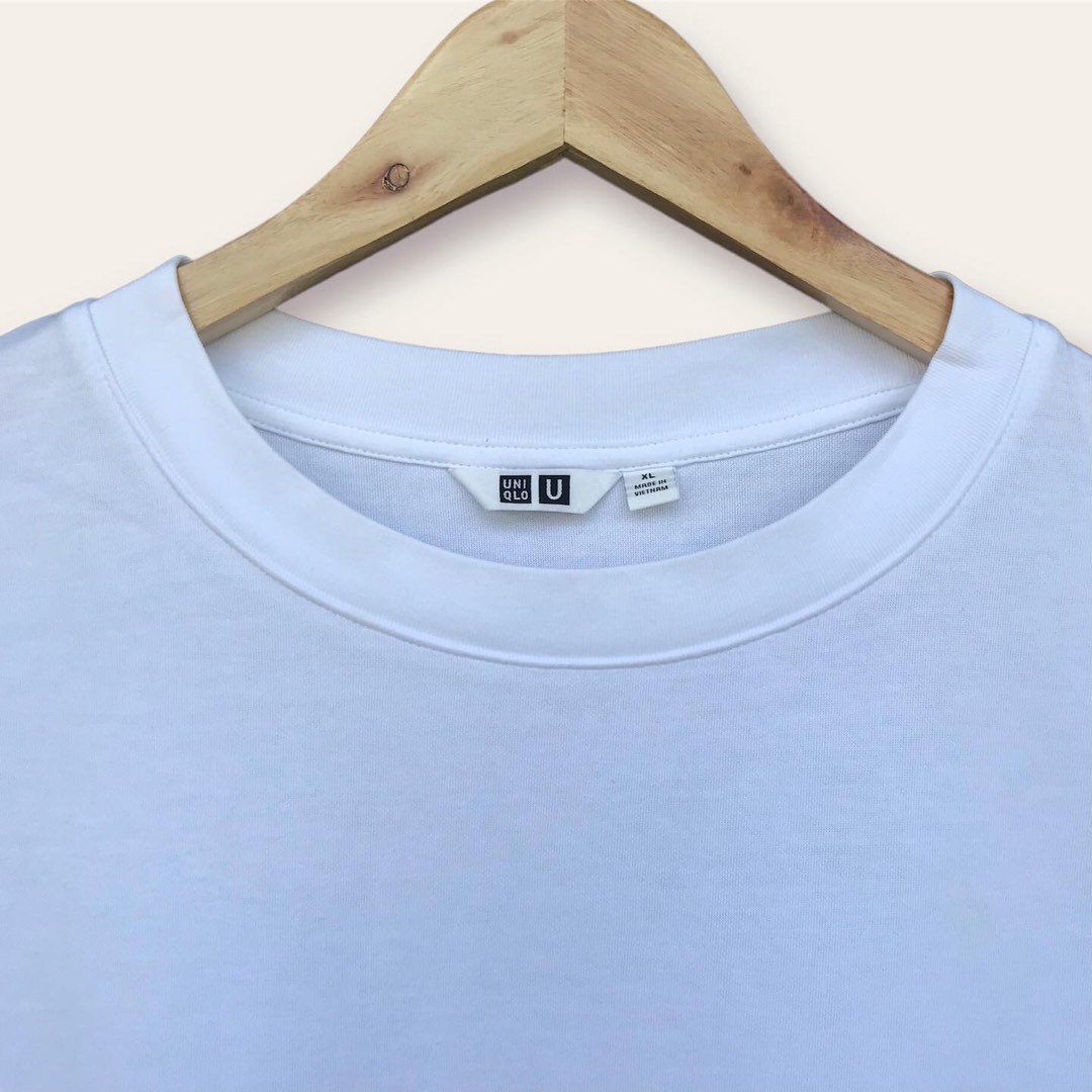 White Uniqlo Airism Tee, Men's Fashion, Tops & Sets, Tshirts & Polo ...