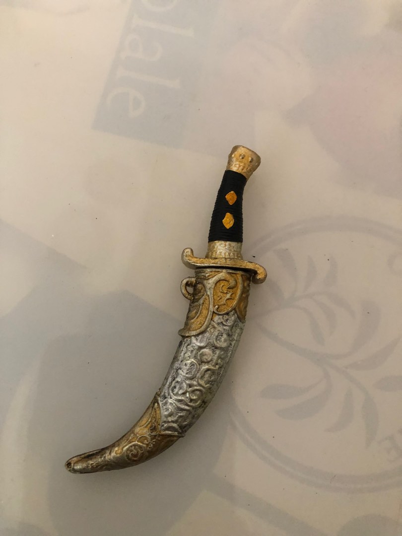 1/6 Scale Genghis Khan’s Dagger, Hobbies & Toys, Toys & Games on Carousell