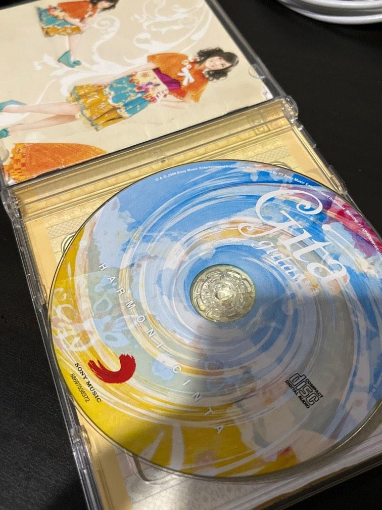 CD Gita Gutawa Harmoni Cinta, Musik & Media, CD, DVD & Lainnya di Carousell