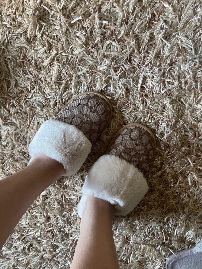 Coach Lounge Slippers, Women's Fashion, Footwear, Slippers and slides ...