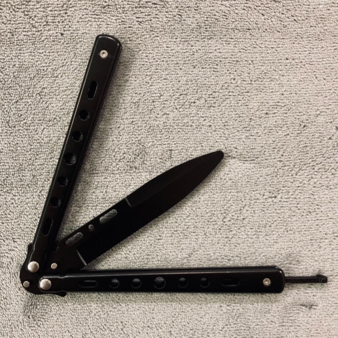 CSGO TF2 Butterfly Knife Balisong Knife Trainer black silver rainbow ...