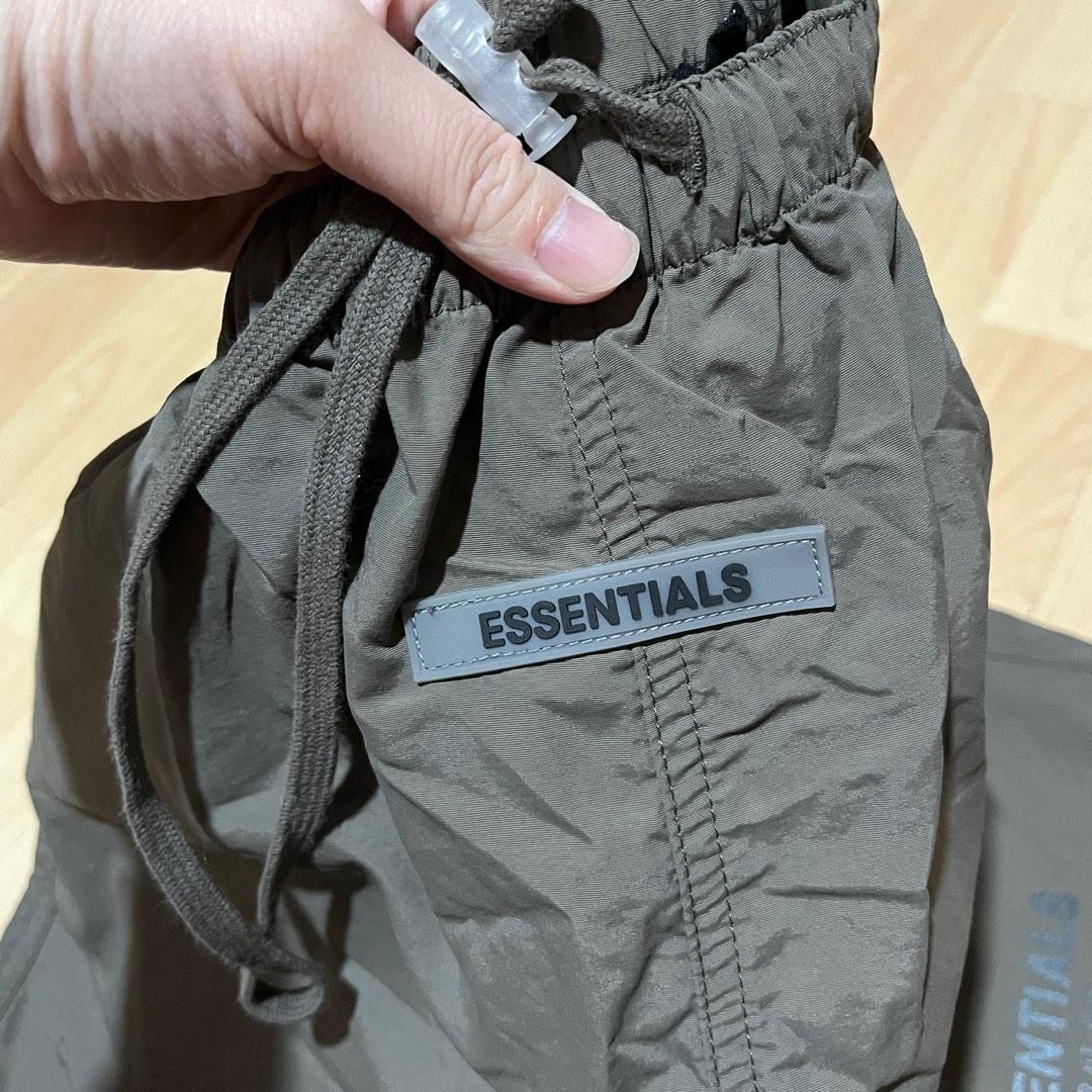 Essentials pants reflective, Men's Fashion, Bottoms, Shorts on Carousell