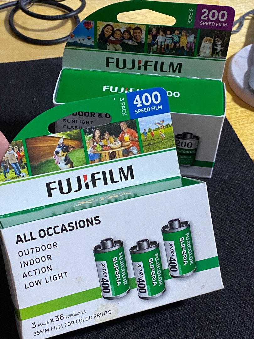 Fujifilm 35mm Film Fuji Colour 200 & Fuji Superia X-Tra 400 ...