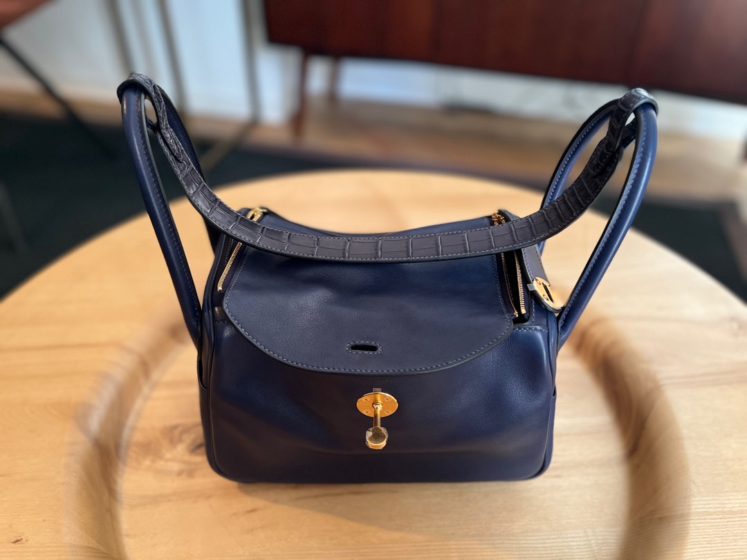 Hermes Lindy 26 (Alligator) , Luxury, Bags & Wallets on Carousell