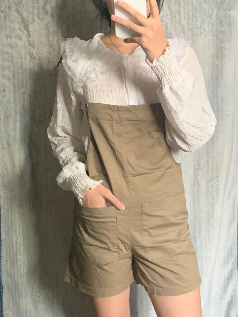 Jumper shorts, Women's Fashion, Dresses & Sets, Jumpsuits on Carousell