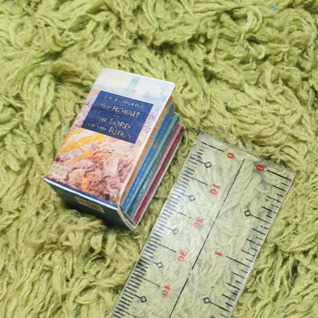Lord of the Rings and The Hobbit miniature book set tolkien, Hobbies ...