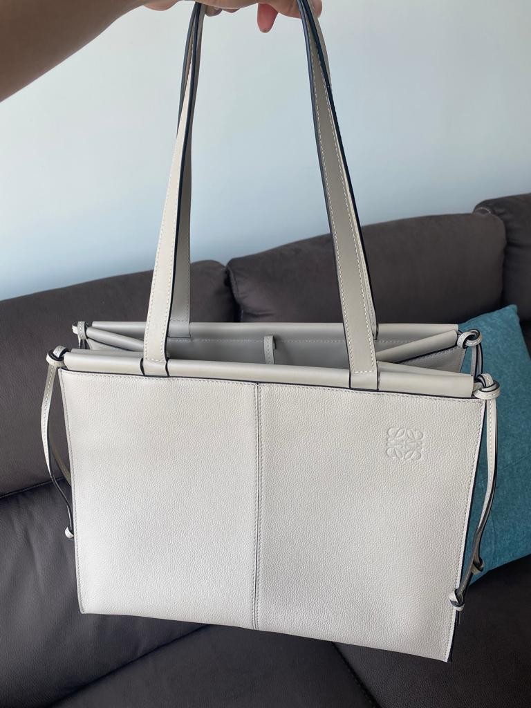 loewe bag, 名牌, 手袋及銀包 - Carousell