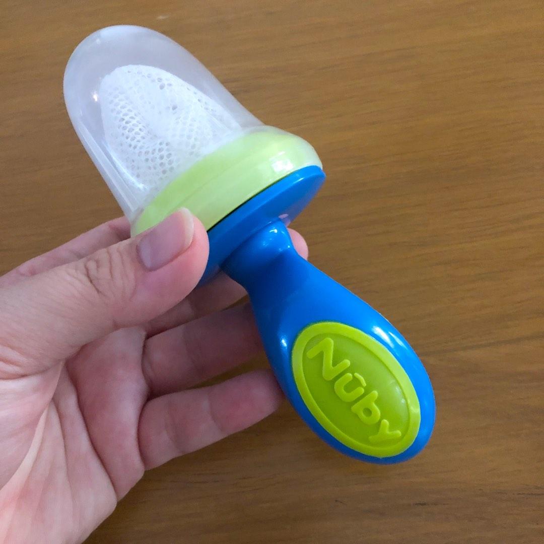 Nuby 10m+ Garden Fresh Nibbler Mesh Feeder with Hygienic Cover, Babies & Kids, Nursing & Feeding ...