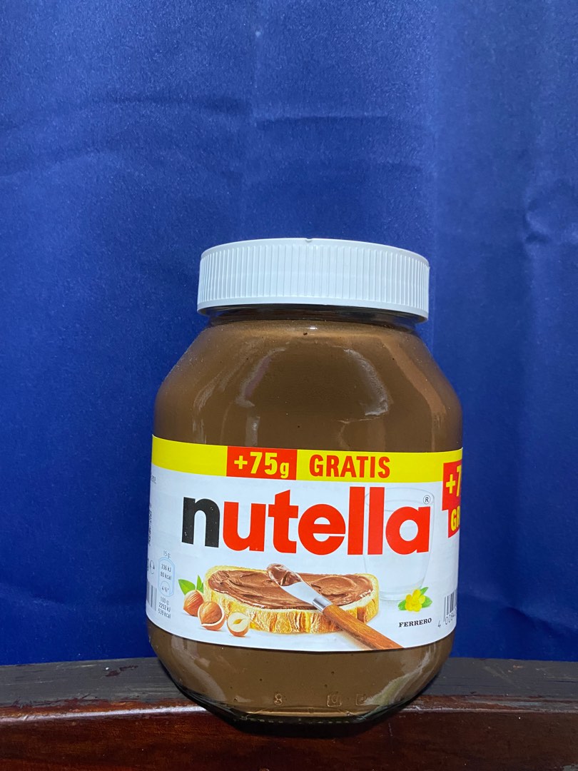 Nutella 825g, Food & Drinks, Other Food & Drinks on Carousell