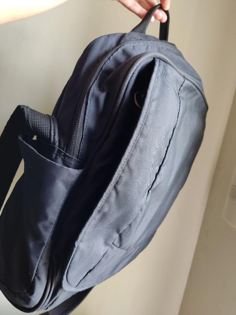 Pacsafe Metrosafe 300 GII, Men's Fashion, Bags, Sling Bags on Carousell