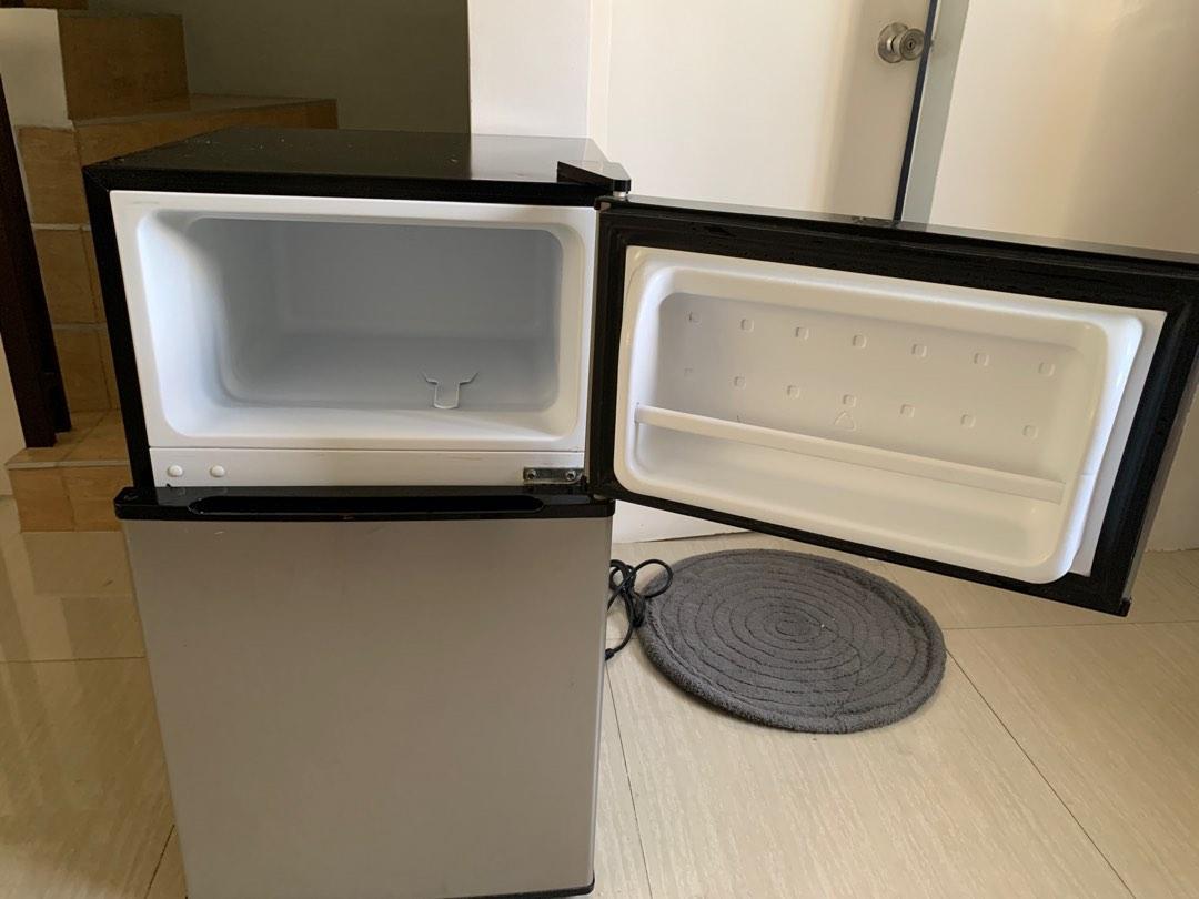 Personal Ref for Sale!, TV & Home Appliances, Kitchen Appliances ...