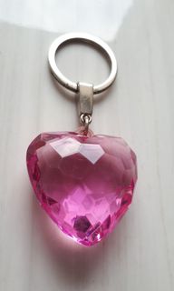 Keychain pink Dijual | Beli 100+ Keychain pink online | Carousell Indonesia