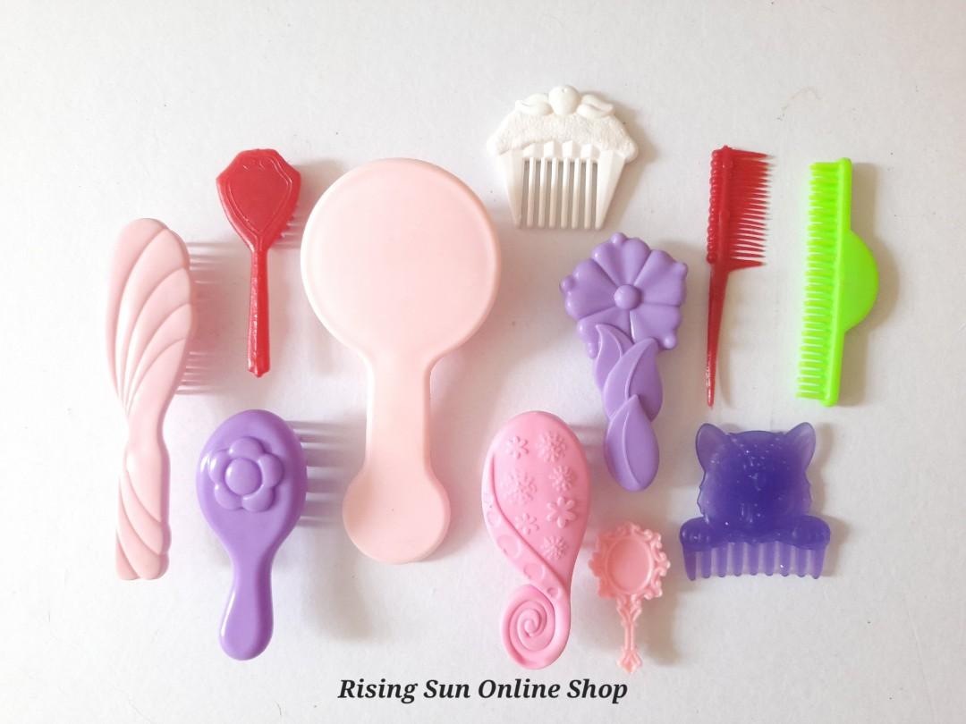 Preloved Barbie doll hair comb brush, Hobbies & Toys, Toys & Games on ...