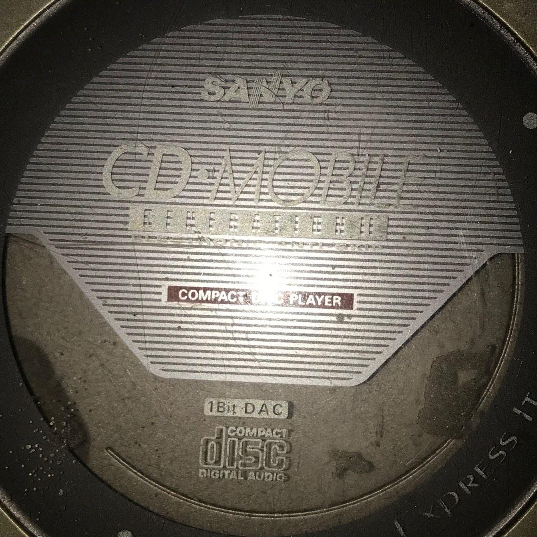 Sanyo CD Player Walkman portable music player y2k vintage discman disc ...