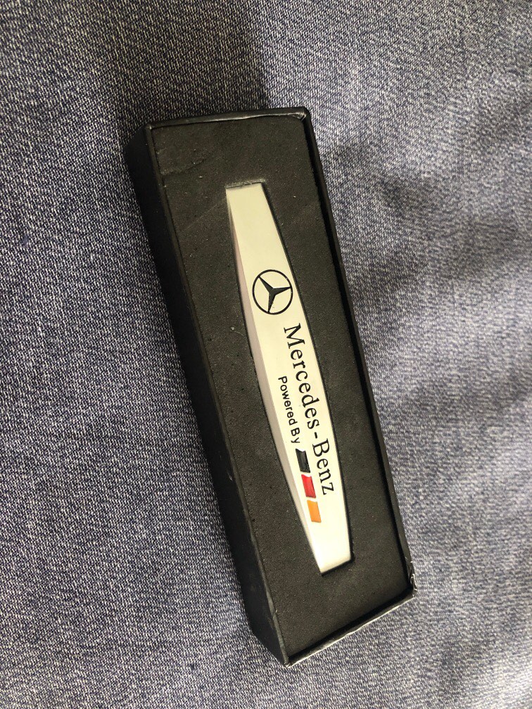 Side wing fender badge emblem - Mercedez, Car Accessories, Accessories ...