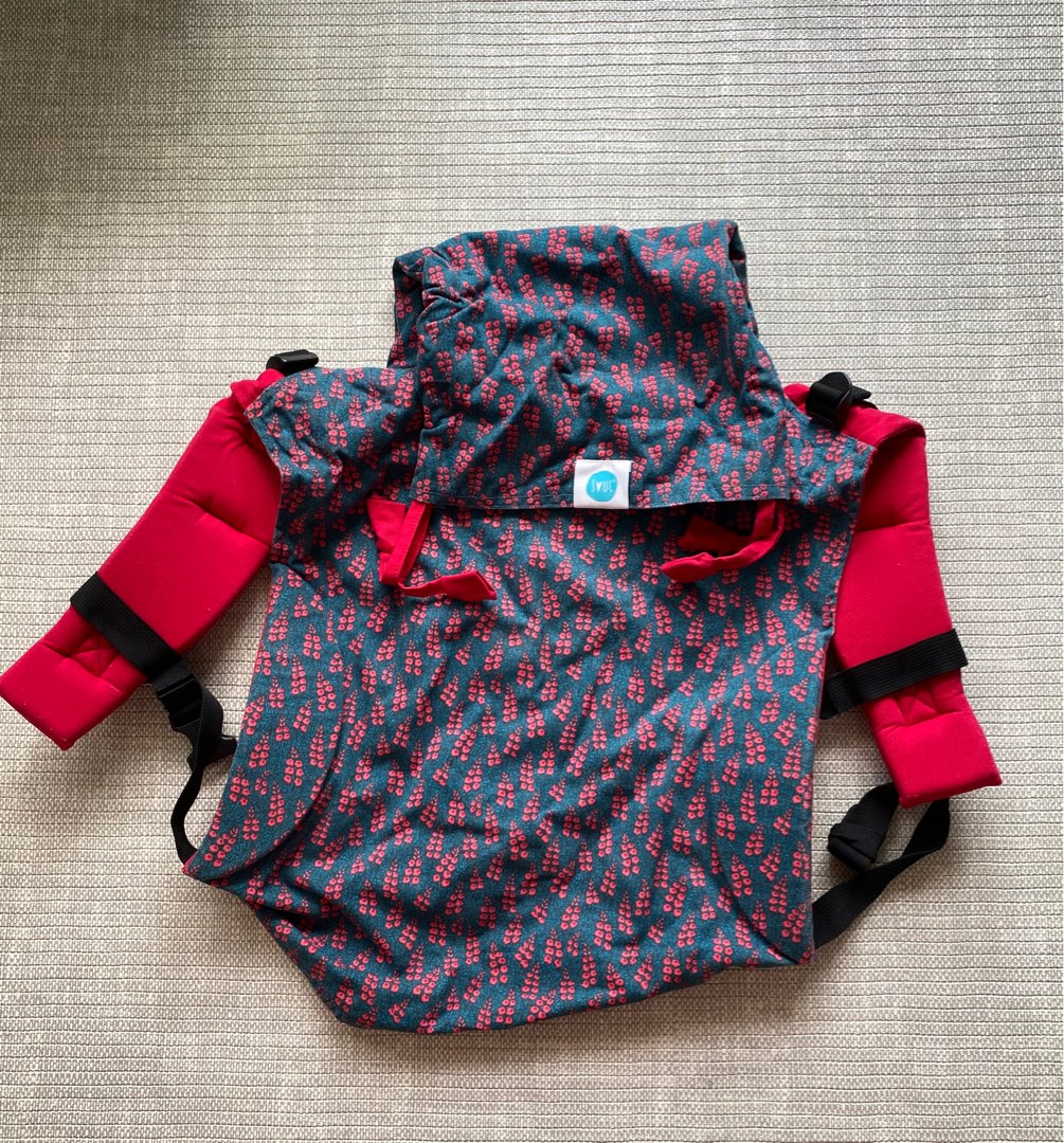 SOUL carrier (back carry) 7-18kg , Babies & Kids, Going Out, Carriers ...
