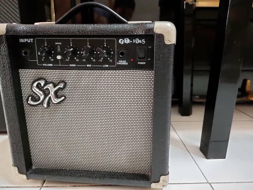 Sx GA 1065 electric guitar amp 6.5" speaker with 10 watt of power ...