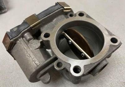 Throttle Body Isuzu D Max 4JJ1 2.5L 3.0L Isuzu ELF, Auto Accessories on ...
