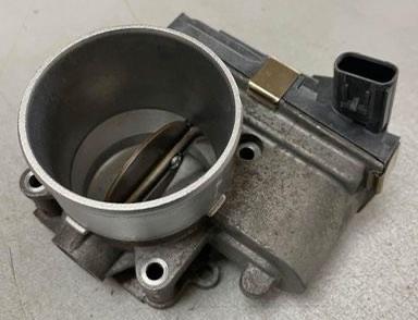 Throttle Body Isuzu D Max 4JJ1 2.5L 3.0L Isuzu ELF, Auto Accessories on ...