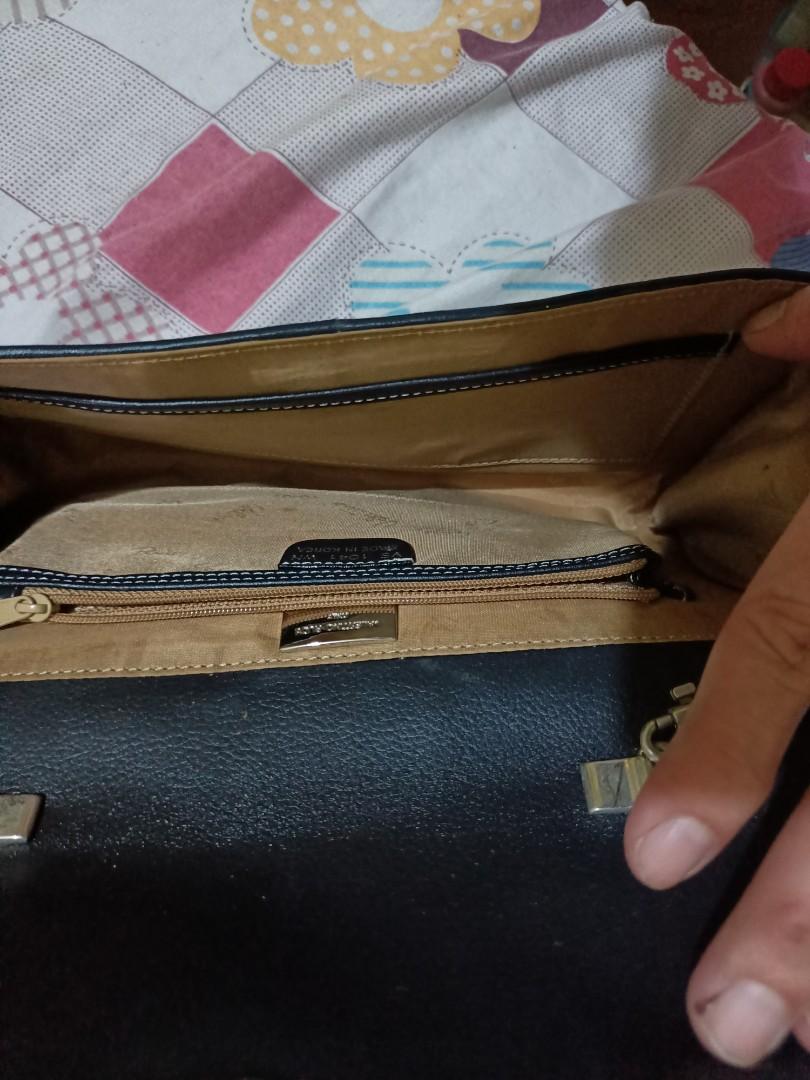 Valentino Rudy Shoulder Bag, Women's Fashion, Bags & Wallets, Shoulder ...